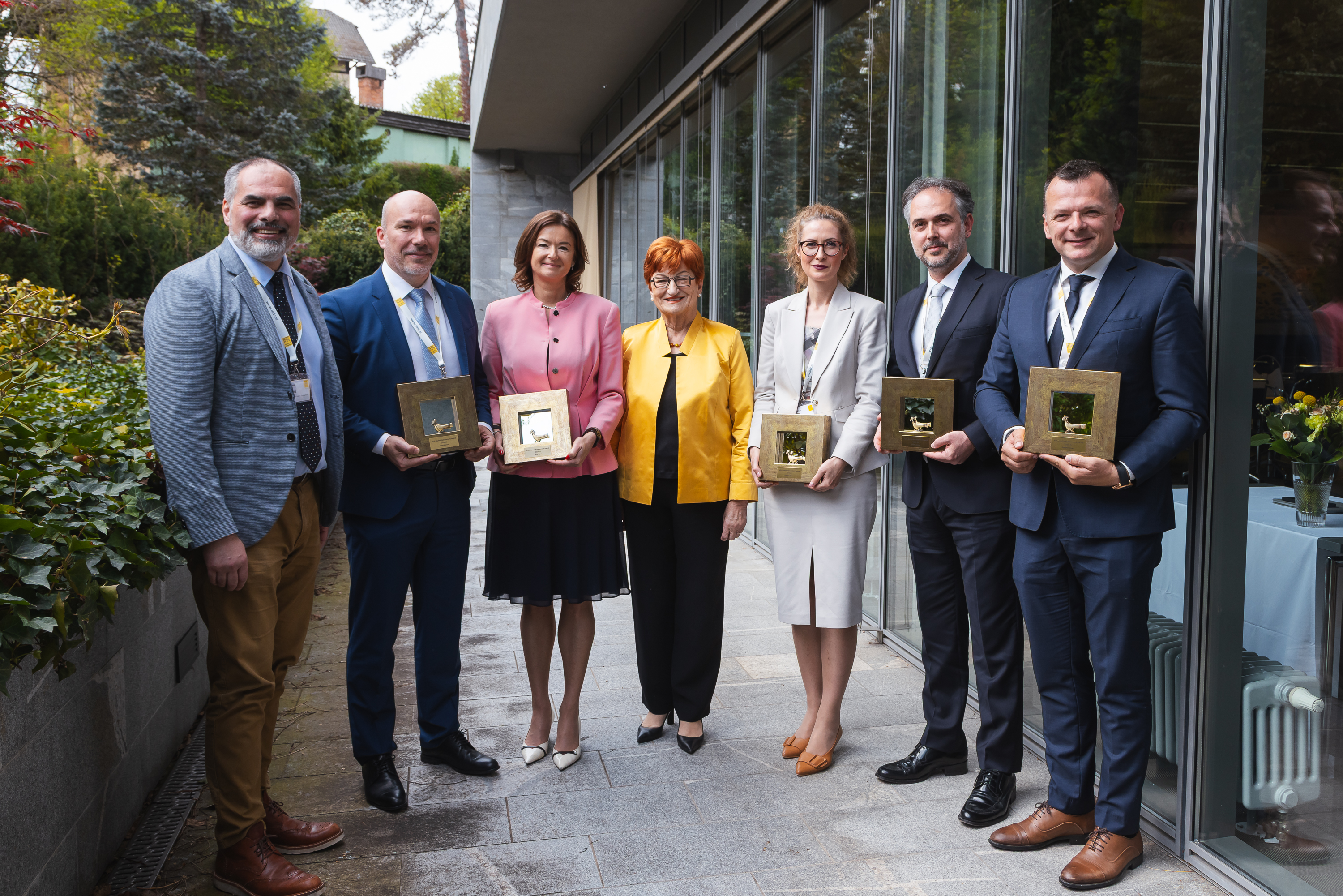 Alumni Achievement Award